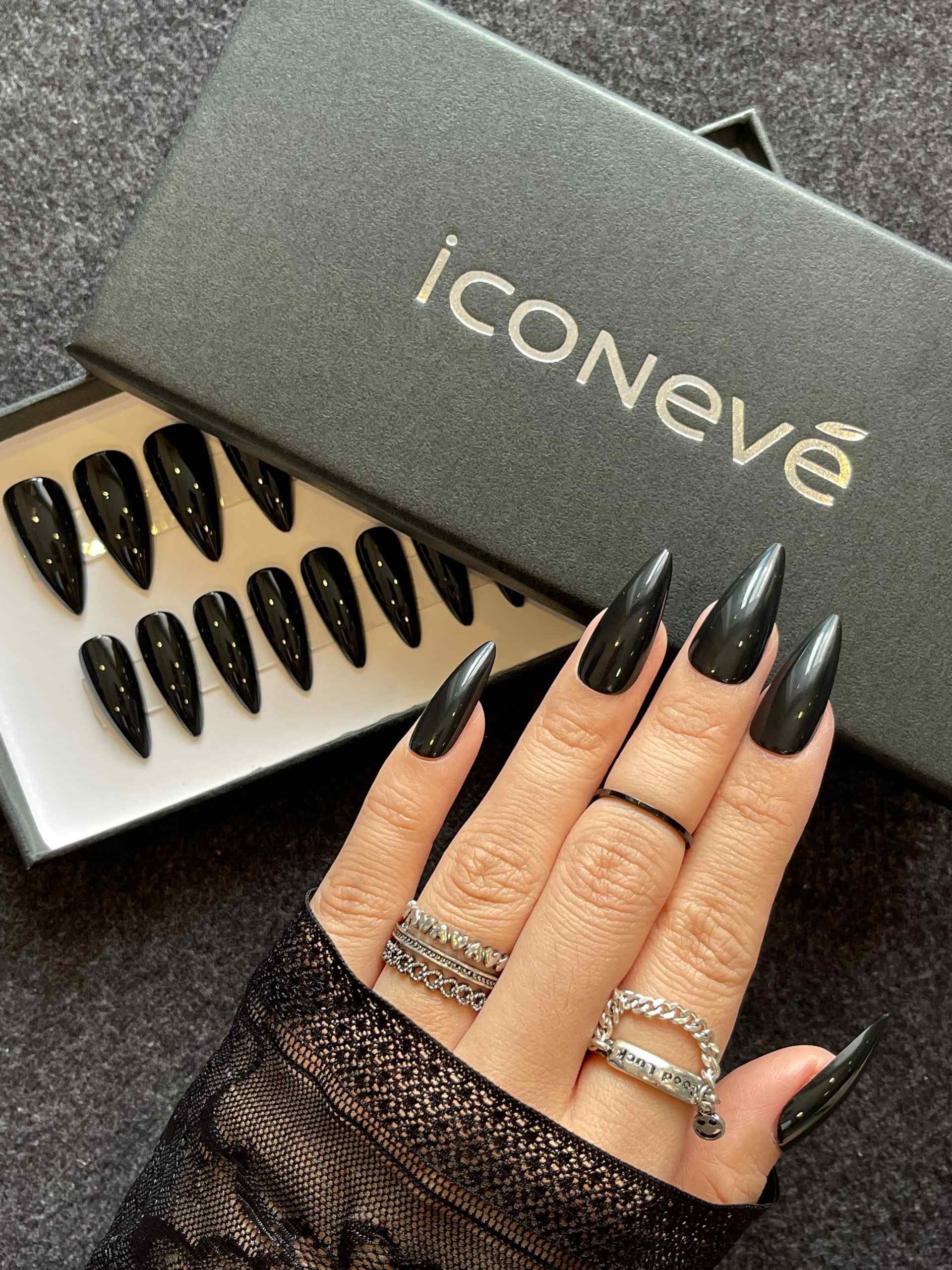 Jet Black - Glossy Stiletto – ICONEVE NAILS